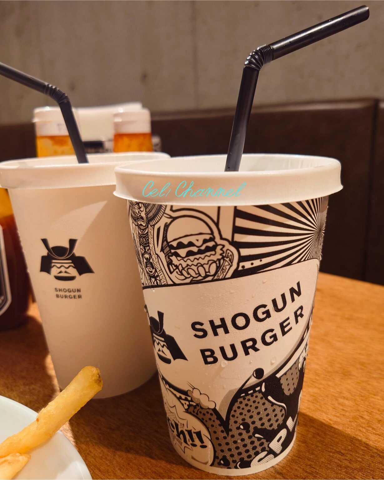 【恩納村】SHOGUN BURGER/ショーグンバーガーで幸せを噛みしめる！ | Celi Channel 〜琉球散歩〜